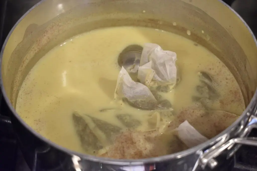 Homemade Chai Tea - Easy, Yummy, and Healthy | HomeNaturallyMade