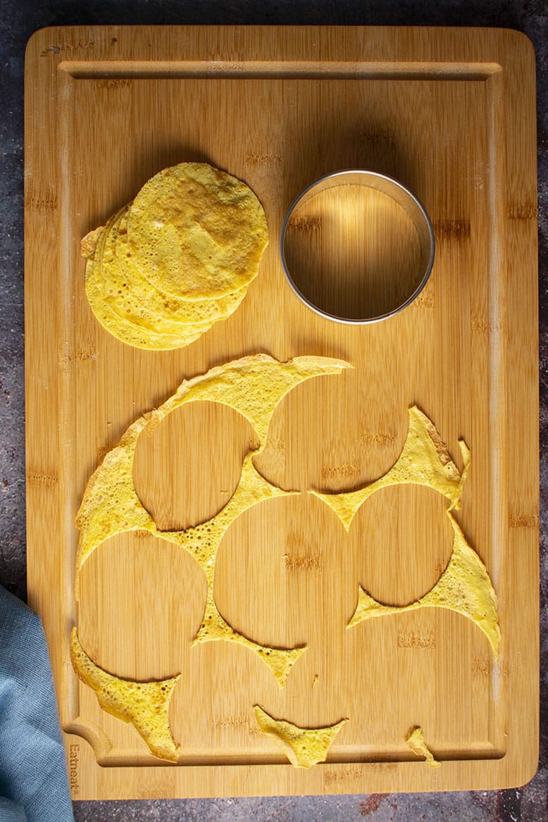 Egg Wrappers for Dumplings 蛋饺皮 - HomeNaturallyMade