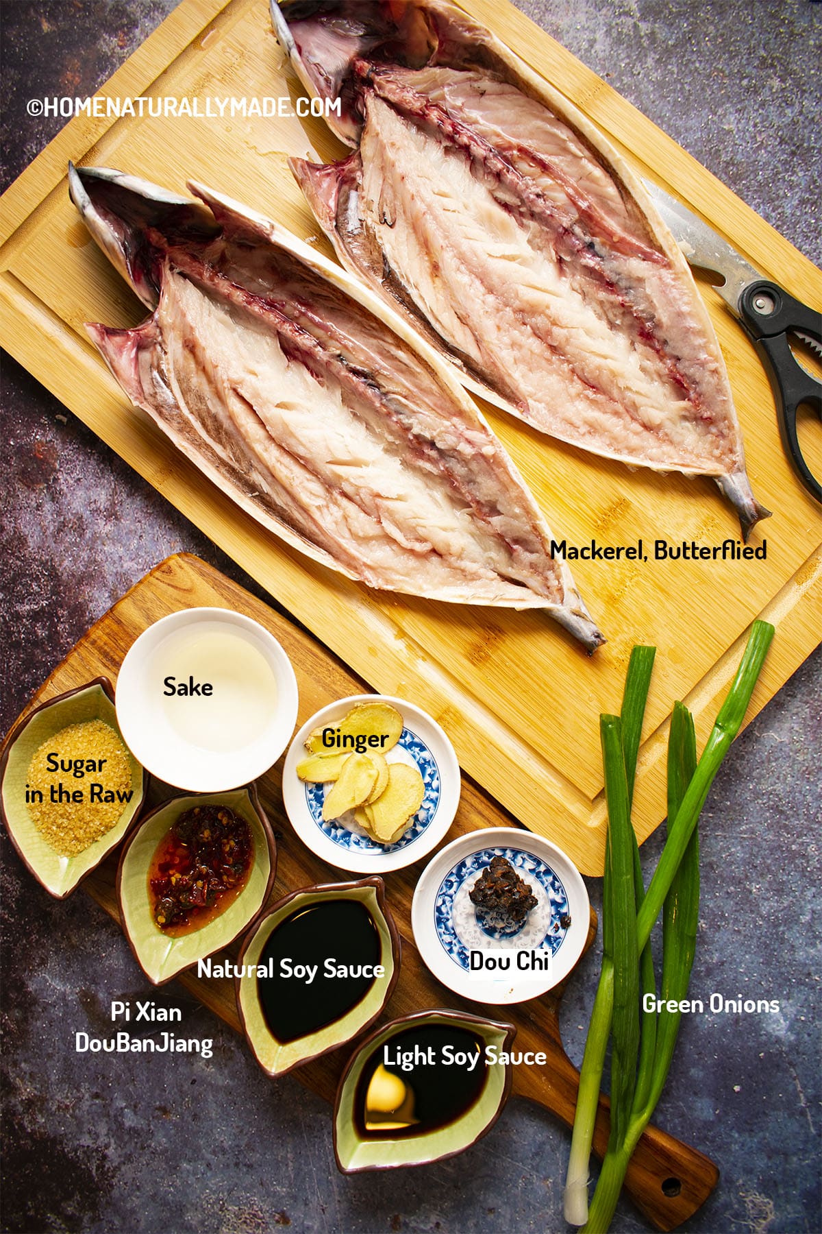 Braised Mackerel with Sweet Soy and Spicy Paste - HomeNaturallyMade