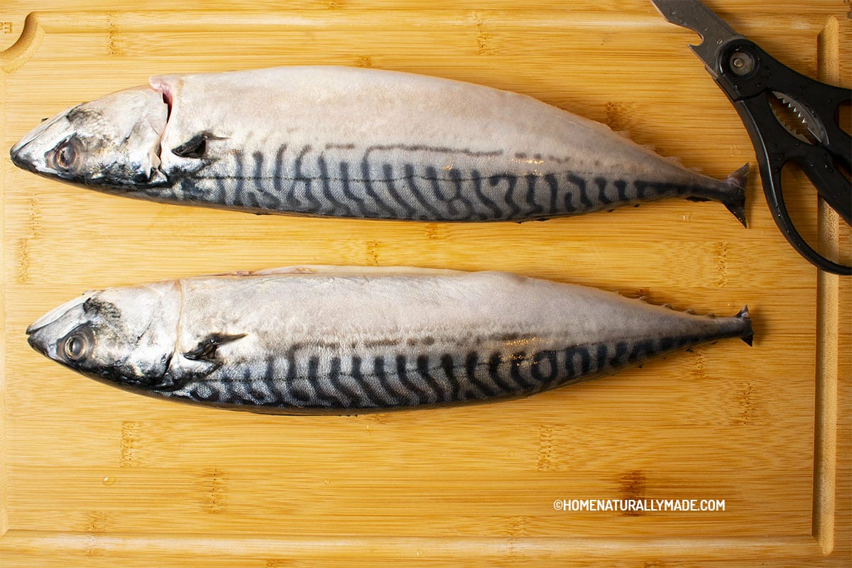 Braised Mackerel with Sweet Soy and Spicy Paste - HomeNaturallyMade