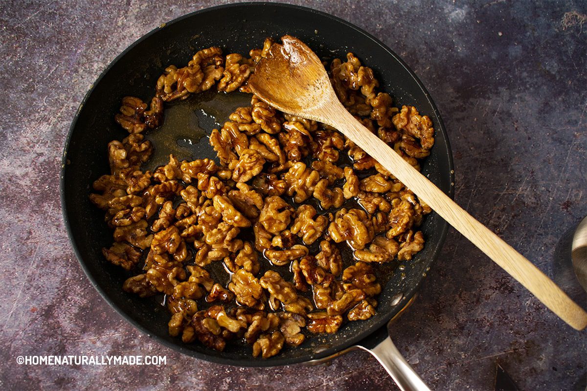 Candied Walnuts {Chinese Style} - HomeNaturallyMade