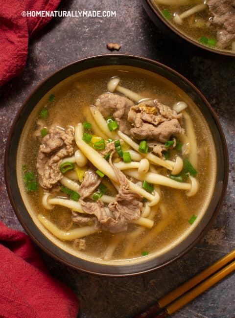 Xiang Gu Ji Tang {Chinese Mushroom Chicken Soup} - HomeNaturallyMade