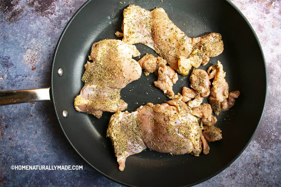 Basil Chicken Mediterranean Style - HomeNaturallyMade