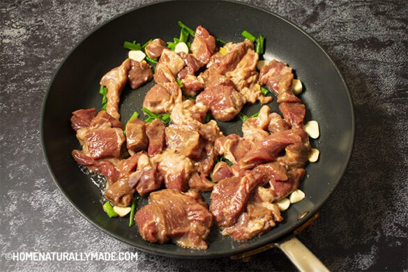 Red Braised Beef {Hong Shao Niu Rou} - HomeNaturallyMade