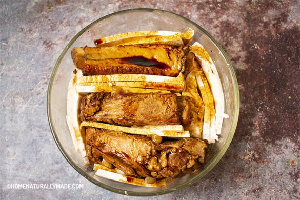 Yu Tou Kou Rou {Pork Belly with Malanga} - HomeNaturallyMade