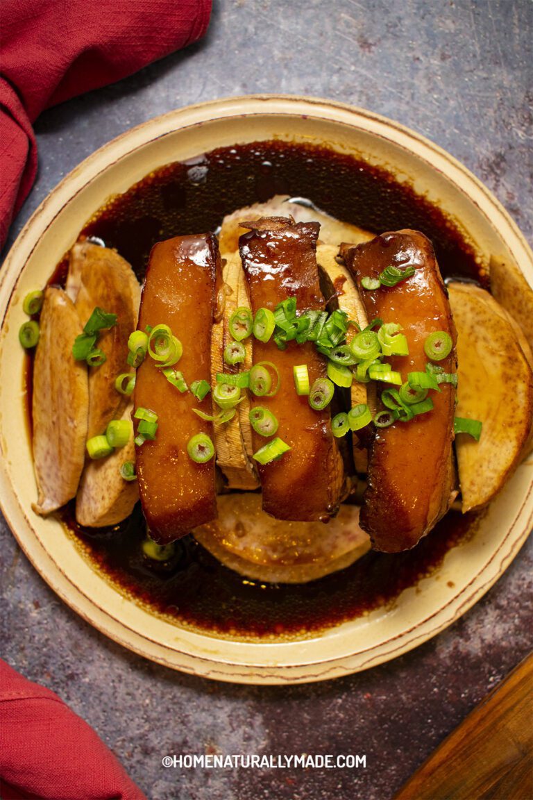 Yu Tou Kou Rou {Pork Belly with Malanga} - HomeNaturallyMade
